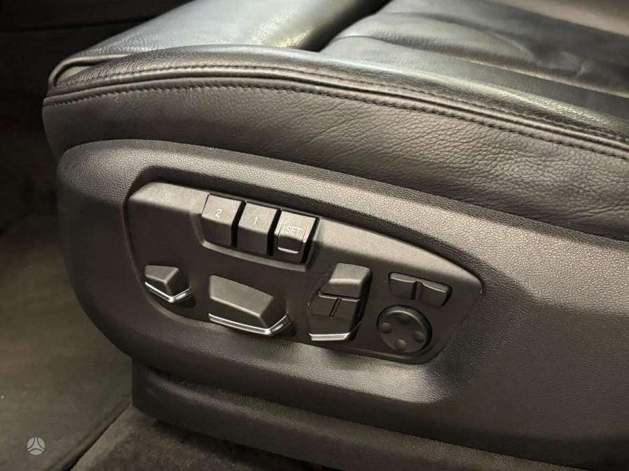 Melns BMW X5 2015 Marijampole, ar dzinēja tilpumu 2.99 L un nobraukumu 270 tūkst. km par 19750 €, foto 23 vietnē AUTOMOTO.COM.LV