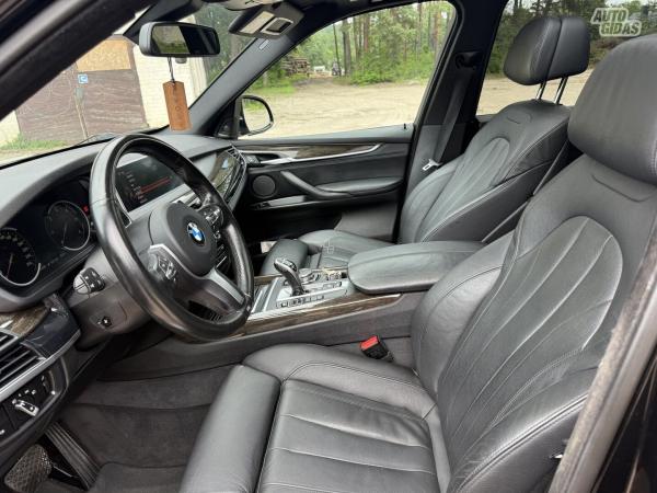 Melns BMW X5 2015 Kauņa, ar dzinēja tilpumu 3.00 L un nobraukumu 244 tūkst. km par 20000 €, foto 9 vietnē AUTOMOTO.COM.LV