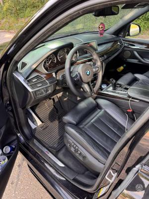 Black BMW X5 2015 in Vilnius, with an engine capacity of 4.40 L and mileage of 183 thousand km for 16800 €, photo 11 on AUTOMOTO.COM.LV