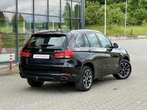 Black BMW X5 2015 in Vilnius, with an engine capacity of 2.00 L and mileage of 199 thousand km for 13500 €, photo 16 on AUTOMOTO.COM.LV