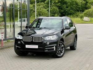 Black BMW X5 2015 in Vilnius, with an engine capacity of 2.00 L and mileage of 199 thousand km for 13500 €, photo 19 on AUTOMOTO.COM.LV