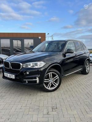 Black BMW X5 2015 in Kaunas, with an engine capacity of 2.00 L and mileage of 332 thousand km for 15200 €, photo  on AUTOMOTO.COM.LV