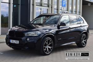 Melns BMW X5 2015 Viļņa, ar dzinēja tilpumu 2.99 L un nobraukumu 317 tūkst. km par 17950 €, foto  vietnē AUTOMOTO.COM.LV