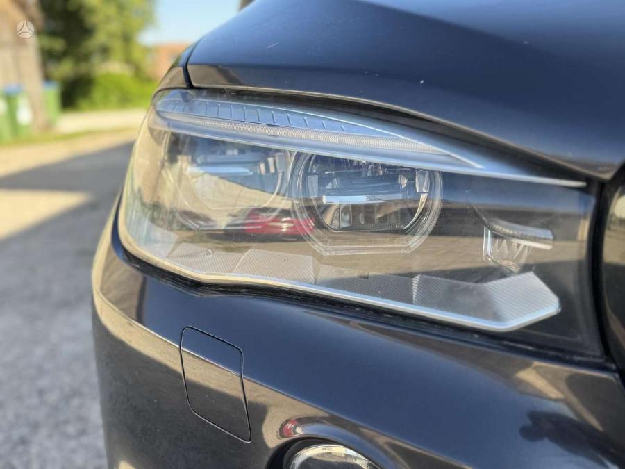 Melns BMW X5 2015 Kauņa, ar dzinēja tilpumu 3.00 L un nobraukumu 321 tūkst. km par 9700 €, foto 25 vietnē AUTOMOTO.COM.LV