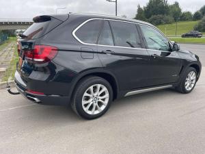 Melns BMW X5 2015 Kauņa, ar dzinēja tilpumu 2.00 L un nobraukumu 262 tūkst. km par 14250 €, foto 16 vietnē AUTOMOTO.COM.LV