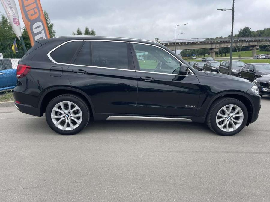 Melns BMW X5 2015 Kauņa, ar dzinēja tilpumu 2.00 L un nobraukumu 262 tūkst. km par 14250 €, foto 17 vietnē AUTOMOTO.COM.LV