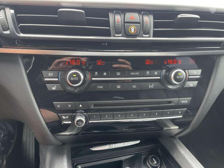 Melns BMW X5 2015 Kauņa, ar dzinēja tilpumu 2.00 L un nobraukumu 262 tūkst. km par 14250 €, foto 23 vietnē AUTOMOTO.COM.LV