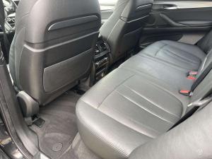 Melns BMW X5 2015 Kauņa, ar dzinēja tilpumu 2.00 L un nobraukumu 262 tūkst. km par 14250 €, foto 28 vietnē AUTOMOTO.COM.LV