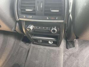 Melns BMW X5 2015 Kauņa, ar dzinēja tilpumu 2.00 L un nobraukumu 262 tūkst. km par 14250 €, foto 29 vietnē AUTOMOTO.COM.LV