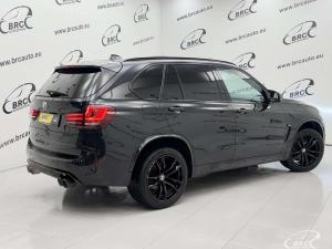 Black BMW X5 2015 in Vilnius, with an engine capacity of 2.99 L and mileage of 243 thousand km for 18255 €, photo 4 on AUTOMOTO.COM.LV