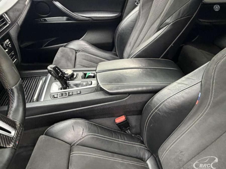Black BMW X5 2015 in Vilnius, with an engine capacity of 2.99 L and mileage of 243 thousand km for 18255 €, photo 26 on AUTOMOTO.COM.LV