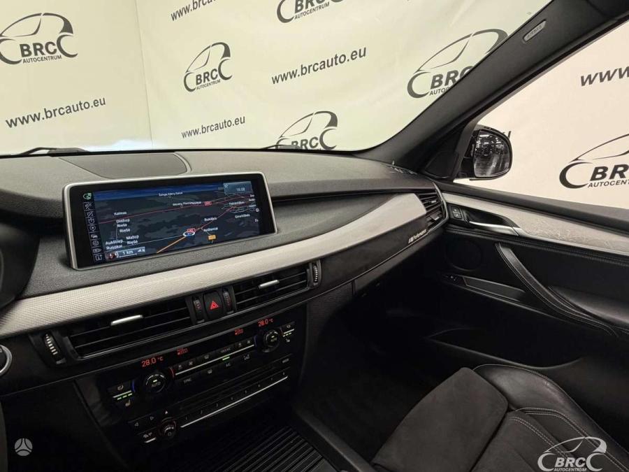 Black BMW X5 2015 in Vilnius, with an engine capacity of 2.99 L and mileage of 243 thousand km for 18255 €, photo 30 on AUTOMOTO.COM.LV