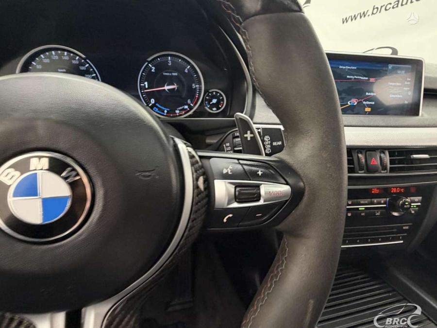 Black BMW X5 2015 in Vilnius, with an engine capacity of 2.99 L and mileage of 243 thousand km for 18255 €, photo 32 on AUTOMOTO.COM.LV