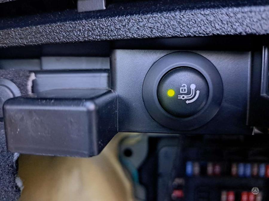 Черный БМВ Х5 2015 в Каунас, объемом двигателя 3.00 л и пробегом 256 тыс. км за 19800 €, фото 19 на AUTOMOTO.COM.LV