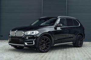 Black BMW X5 2015 in Klaipeda, with an engine capacity of 3.00 L and mileage of 184 thousand km for 17500 €, photo 20 on AUTOMOTO.COM.LV