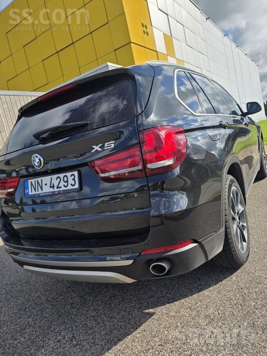 Melns BMW X5 2015 Rīga, ar dzinēja tilpumu 3.00 L un nobraukumu 168 tūkst. km par 21199 €, foto 3 vietnē AUTOMOTO.COM.LV