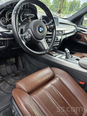 Melns BMW X5 2015 Rīga, ar dzinēja tilpumu 3.00 L un nobraukumu 168 tūkst. km par 21199 €, foto 4 vietnē AUTOMOTO.COM.LV