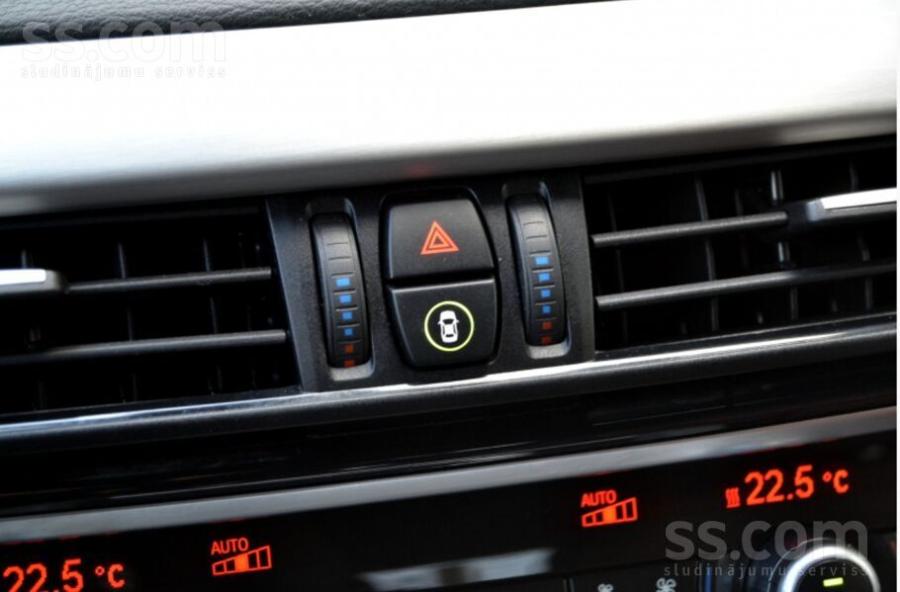 Melns BMW X5 2015 Rīga, ar dzinēja tilpumu 3.00 L un nobraukumu 168 tūkst. km par 21199 €, foto 7 vietnē AUTOMOTO.COM.LV