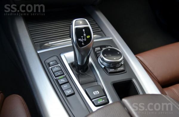 Melns BMW X5 2015 Rīga, ar dzinēja tilpumu 3.00 L un nobraukumu 168 tūkst. km par 21199 €, foto 7 vietnē AUTOMOTO.COM.LV