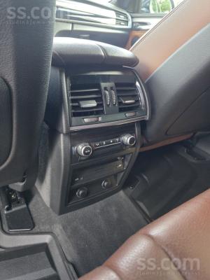 Melns BMW X5 2015 Rīga, ar dzinēja tilpumu 3.00 L un nobraukumu 168 tūkst. km par 21199 €, foto 15 vietnē AUTOMOTO.COM.LV