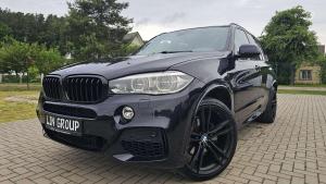 Black BMW X5 2015 in Prienai, with an engine capacity of 2.00 L and mileage of 174 thousand km for 18399 €, photo  on AUTOMOTO.COM.LV