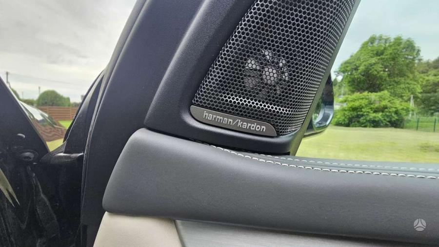 Black BMW X5 2015 in Prienai, with an engine capacity of 2.00 L and mileage of 174 thousand km for 18399 €, photo 25 on AUTOMOTO.COM.LV