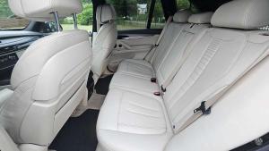 Black BMW X5 2015 in Prienai, with an engine capacity of 2.00 L and mileage of 174 thousand km for 18399 €, photo 33 on AUTOMOTO.COM.LV