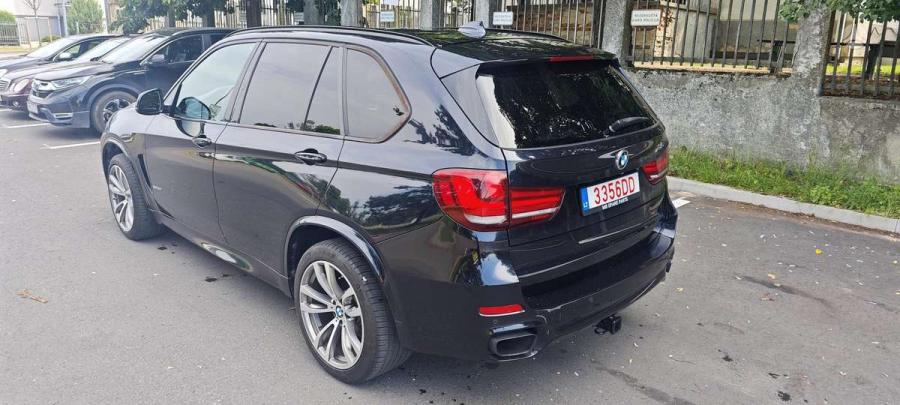 Melns BMW X5 2015 Kauņa, ar dzinēja tilpumu 4.40 L un nobraukumu 190 tūkst. km par 15000 €, foto 7 vietnē AUTOMOTO.COM.LV