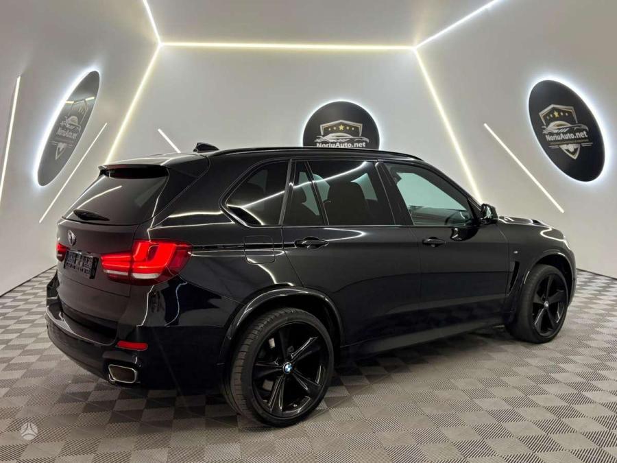 Melns BMW X5 2015 Marijampole, ar dzinēja tilpumu 2.99 L un nobraukumu 210 tūkst. km par 23999 €, foto 14 vietnē AUTOMOTO.COM.LV