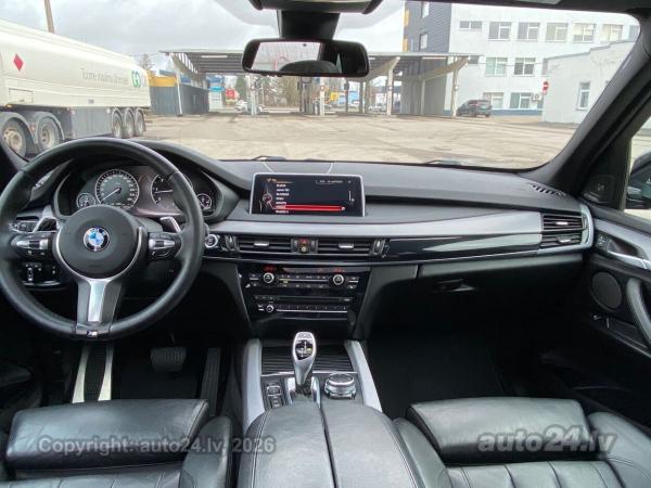 Black BMW X5 2015 in Tartu, with an engine capacity of 3.00 L and mileage of 225 thousand km for 19000 €, photo 8 on AUTOMOTO.COM.LV
