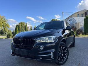Black BMW X5 2015 in Alytus, with an engine capacity of 2.99 L and mileage of 288 thousand km for 15850 €, photo  on AUTOMOTO.COM.LV