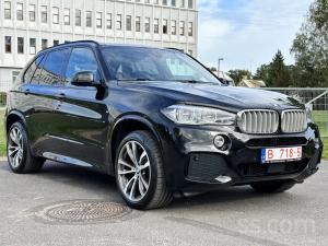 Black BMW X5 2015 in Riga, with an engine capacity of 3.00 L and mileage of 254 thousand km for 21900 €, photo 3 on AUTOMOTO.COM.LV