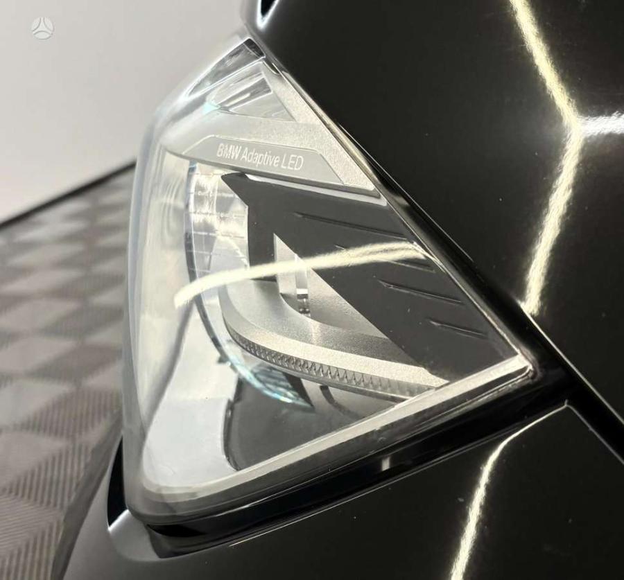 Black BMW X5 2015 in Marijampole, with an engine capacity of 2.99 L and mileage of 233 thousand km for 20999 €, photo 6 on AUTOMOTO.COM.LV