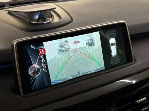 Black BMW X5 2015 in Marijampole, with an engine capacity of 2.99 L and mileage of 233 thousand km for 20999 €, photo 16 on AUTOMOTO.COM.LV