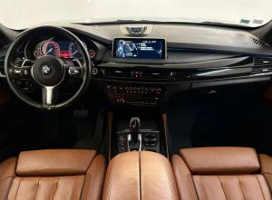 Black BMW X5 2015 in Marijampole, with an engine capacity of 2.99 L and mileage of 233 thousand km for 20999 €, photo 20 on AUTOMOTO.COM.LV