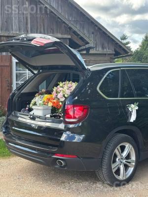 Black BMW X5 2015 in Riga, with an engine capacity of 3.00 L and mileage of 240 thousand km for 16800 €, photo 11 on AUTOMOTO.COM.LV