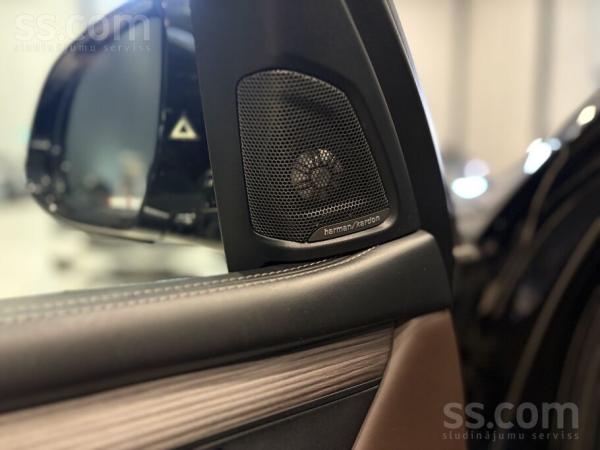 BMW X5 2015 Rīga vietnē Melns BMW X5 2015 Rīga, ar dzinēja tilpumu 3.00 L un nobraukumu 170 tūkst. km par 18900 €, foto 11 vietnē AUTOMOTO.COM.LV