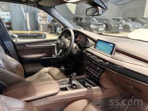 Melns BMW X5 2015 Rīga, ar dzinēja tilpumu 3.00 L un nobraukumu 170 tūkst. km par 18900 €, foto 30 vietnē AUTOMOTO.COM.LV