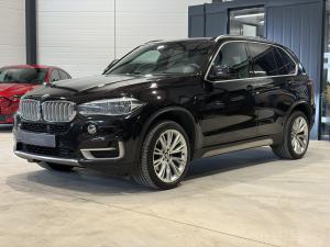 Black BMW X5 2015 in Riga, with an engine capacity of 3.00 L and mileage of 170 thousand km for 18900 €, photo 6 on AUTOMOTO.COM.LV
