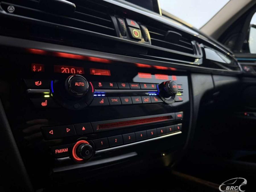 Melns BMW X5 2015 Viļņa, ar dzinēja tilpumu 4.40 L un nobraukumu 283 tūkst. km par 11900 €, foto 22 vietnē AUTOMOTO.COM.LV