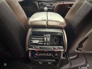 Melns BMW X5 2015 Viļņa, ar dzinēja tilpumu 4.40 L un nobraukumu 394 tūkst. km par 10500 €, foto 16 vietnē AUTOMOTO.COM.LV