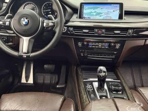 Melns BMW X5 2015 Viļņa, ar dzinēja tilpumu 4.40 L un nobraukumu 394 tūkst. km par 10500 €, foto 18 vietnē AUTOMOTO.COM.LV