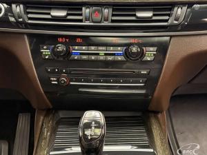 Melns BMW X5 2015 Viļņa, ar dzinēja tilpumu 4.40 L un nobraukumu 394 tūkst. km par 10500 €, foto 20 vietnē AUTOMOTO.COM.LV