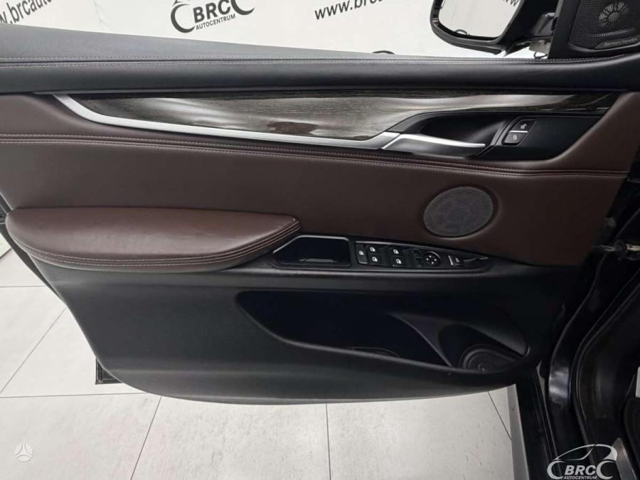 Melns BMW X5 2015 Viļņa, ar dzinēja tilpumu 4.40 L un nobraukumu 394 tūkst. km par 10500 €, foto 23 vietnē AUTOMOTO.COM.LV