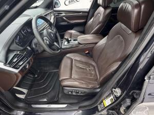 Melns BMW X5 2015 Viļņa, ar dzinēja tilpumu 4.40 L un nobraukumu 394 tūkst. km par 10500 €, foto 24 vietnē AUTOMOTO.COM.LV