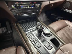 Melns BMW X5 2015 Viļņa, ar dzinēja tilpumu 4.40 L un nobraukumu 394 tūkst. km par 10500 €, foto 30 vietnē AUTOMOTO.COM.LV