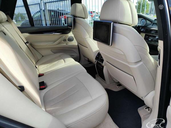 Melns BMW X5 2015 Klaipėda, ar dzinēja tilpumu 2.99 L un nobraukumu 230 tūkst. km par 25200 €, foto 9 vietnē AUTOMOTO.COM.LV