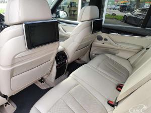 Melns BMW X5 2015 Klaipėda, ar dzinēja tilpumu 2.99 L un nobraukumu 230 tūkst. km par 25200 €, foto 14 vietnē AUTOMOTO.COM.LV