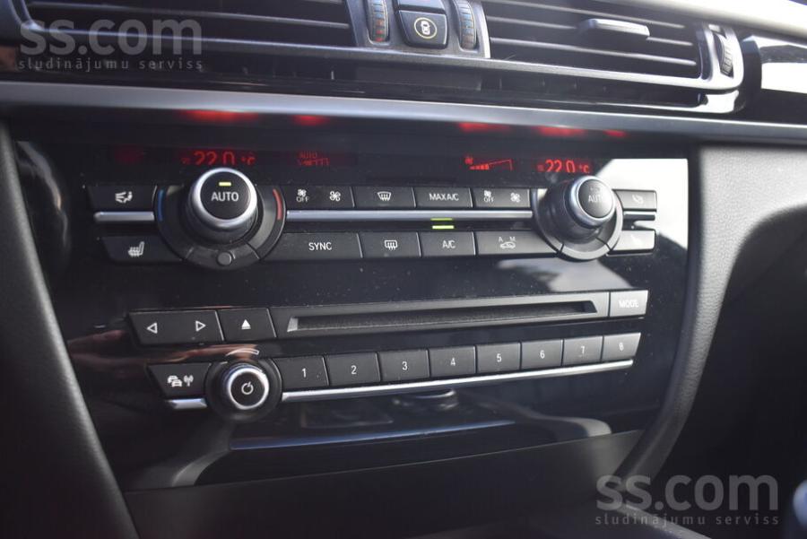 Melns BMW X5 2015 Kuldīga, ar dzinēja tilpumu 3.00 L un nobraukumu 0 tūkst. km par 21990 €, foto 11 vietnē AUTOMOTO.COM.LV