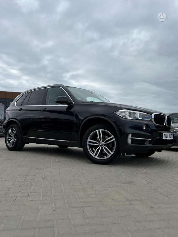 Melns BMW X5 2015 Kauņa, ar dzinēja tilpumu 2.00 L un nobraukumu 332 tūkst. km par 14600 €, foto 7 vietnē AUTOMOTO.COM.LV
